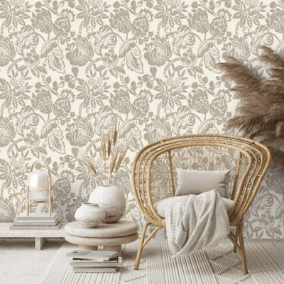 Vintage Floral Wallpaper Gold Metallic Ivory Non-Woven Paste The Wall