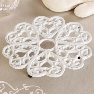 Vintage Style Cast Iron White Trivet Love Heart Pan Rest Hot Pot Stand ...
