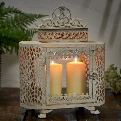 Vintage Style Metal Room Décor Candle Lit Lantern