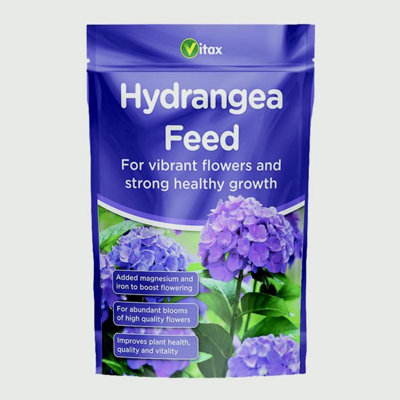 Vitax Hydrangea Feed For Strong Healthy Growth 1kg Pouch | DIY at B&Q