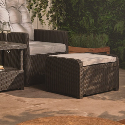 VonHaus Reclining Rattan Bistro Set Recliner Lounge Set for Garden Set of 2 Sun Loungers Armchairs