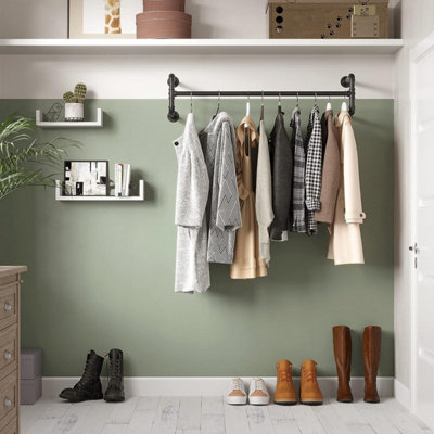 15 walk-in wardrobe ideas at B&Q
