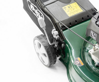Webb Classic WER460SP 46cm (18") Petrol Self Propelled Rotary Lawnmower