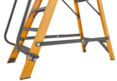 Werner Megastep Platform Ladder 2 Tread