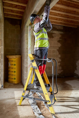 Werner Megastep Platform Ladder 2 Tread