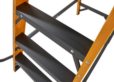 Werner Megastep Platform Ladder 4 Tread