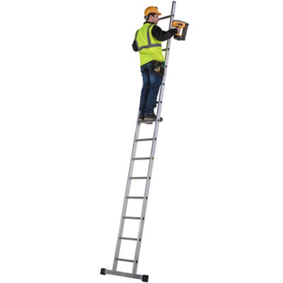 Werner Professional Square Rung Single Ladder 4.18m