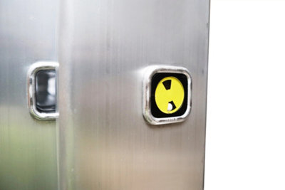 Werner Square Rung Extension Ladder 4.14m Triple