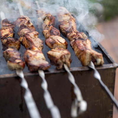 Whisky Smoking Wood Chips 400g BBQ Barbecue Smoker Wood Charcoal Pellet Grils - 1 x Box