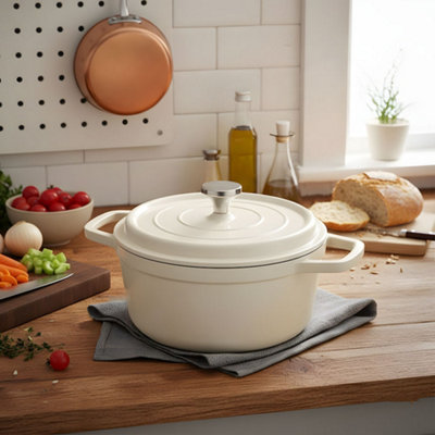 White 2.75L Non-Stick Enameled Cast Aluminium Dutch Oven Pot with Lid ...