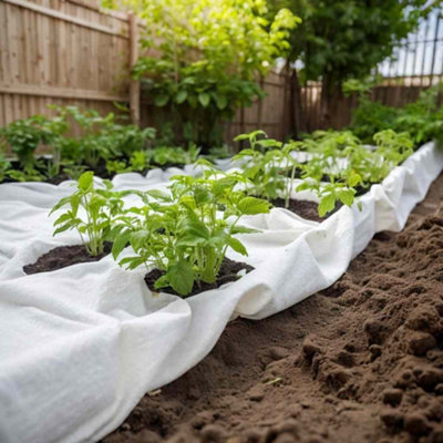 White Geotextile Membrane 1 x 10 m Polyester Fibre Fabric Weed Control ...