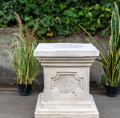 WHITE STONE LARGE SQUARE STATUARY PEDESTAL GARDEN STATUES