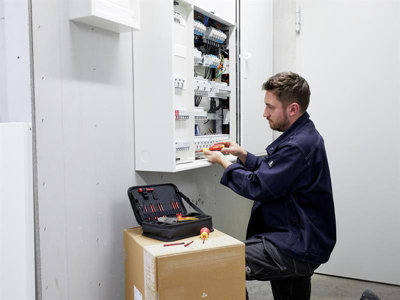 Wiha 45289 Wall Box Installation Tool Set, 22 Piece WHA45289