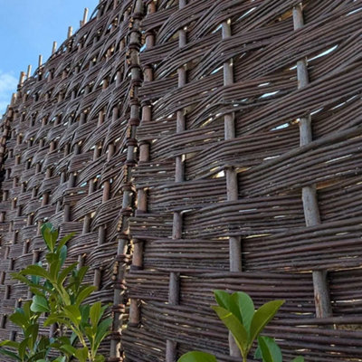 Willow Bunch Weave Hurdle Fence Panel 6ft x 6ft