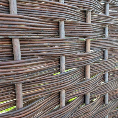 Willow Bunch Weave Hurdle Fence Panel 6ft x 6ft