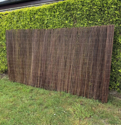 WILLOW GARDEN PRIVACY SCREENING FENCE ROLL (4M X 1.6M)