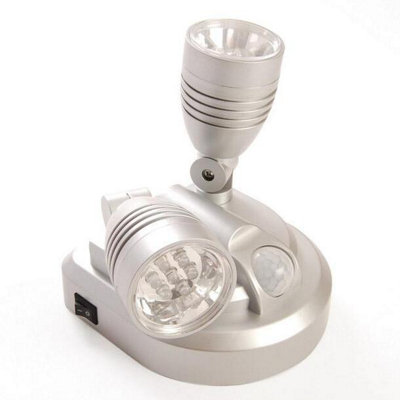 Wireless Twin Beam Security Light 4xAA Battery-Powered