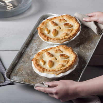 WM Bartleet & Sons Porcelain Individual Round Pie Dish with Crinkle ...