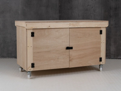 Wooden Eucalyptus hardwood top workbench with lockable cupboard (V.9 ...