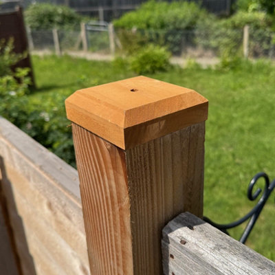 Wooden Fence Post Square Finial Cap (Pack of 4)