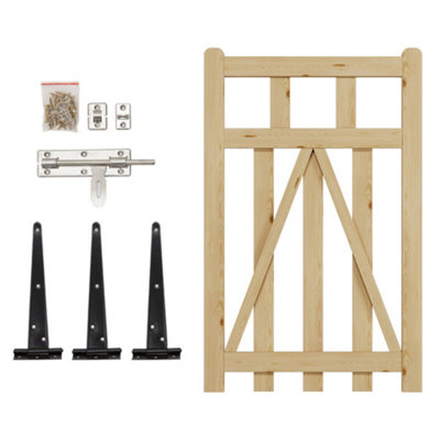 Wooden Garden Gate with Secure Latch Flat Top Fence Design 76cm x 120cm