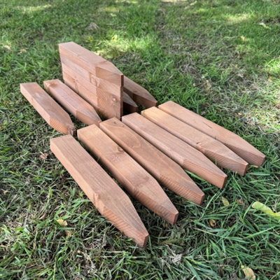 Wooden Garden Plant & Border Edging Support Fence Post Stakes (30cm ...