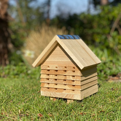 Wooden Solitary Bee House Hive Bug Hotel Habitat