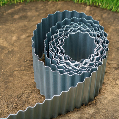 Woodside Galvanised Corrugated Steel Lawn/Path Border Edging Flexible ...