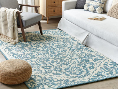 Wool Area Rug 160 x 230 cm White and Blue AHMETLI