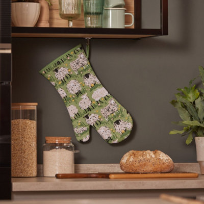 Woolly Sheep Animal Print Gauntlet Oven Glove