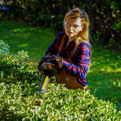 WORX WG264E 20V 56cm Cordless Hedge Trimmer