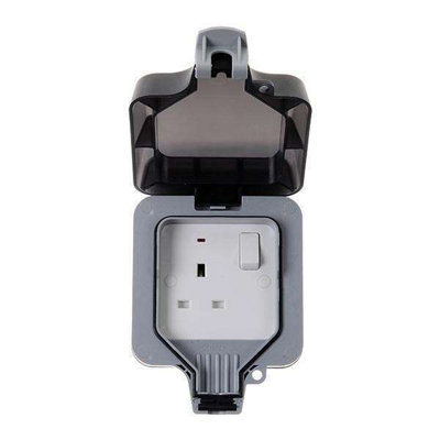 WP21 IP66 WEATHERPROOF 1G DP SWITCHED SOCKET