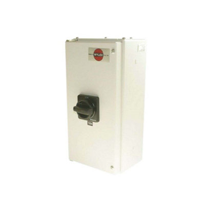 Wylex NHSW3125 Triple Pole and N enclosed isolator Switches-125A