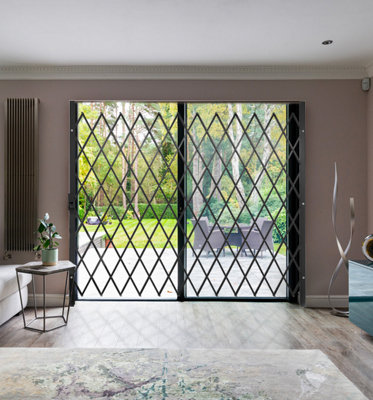 XPANDA SAFTIDOR P RETRACTABLE SECURITY GRILLE - 3150W X 2500H (124"X 98 ...