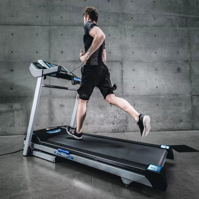Xterra TRX3500 Folding Treadmill, 3.0 CHP Motor, 18kph, 12 Incline ...