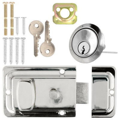 Yale Chrome Essentials Night Latch & 2 Keys 60mm Deadlock