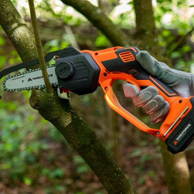 Yard Force 20V Mini Chainsaw 12cm with Battery & Charger, Lightweight ...