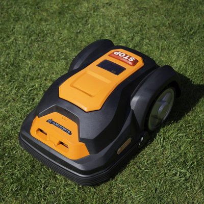 Yard Force SA650B Robotic Lawnmower with Lift and Obstacle Sensors for Lawns up to 650m²