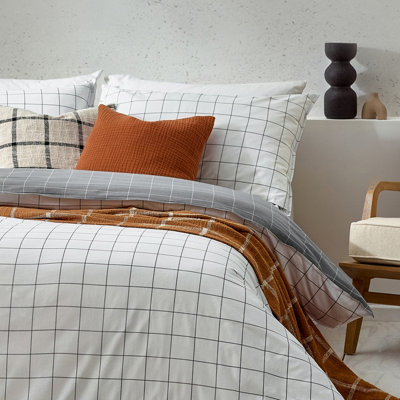 Yard Howarth Check Reversible Duvet Cover Set
