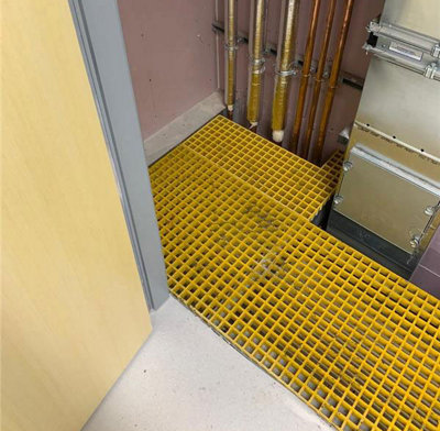 Yellow GRP Open Mesh Grating Panels AntiSlip and CorrosionResistant for ...