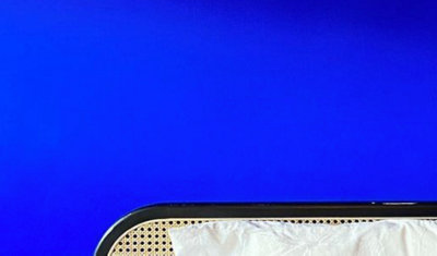 YesColours Electric Blue matt emulsion paint, 4 Litres