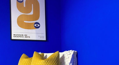 YesColours Electric Blue matt emulsion paint, 4 Litres