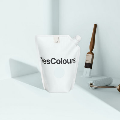 YesColours Fresh Cool White matt emulsion paint, 5 Litres