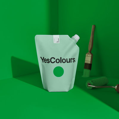 YesColours Iconic Green matt emulsion paint, 1 Litre