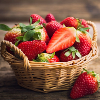 You Garden - 20 x Everbearer Strawberry 'Sweet Summer' Grow Your Own ...