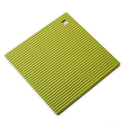 Zeal Silicone Heat Resistant Trivet Mat, 18cm | DIY at B&Q