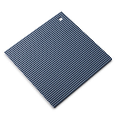 Zeal Silicone Heat Resistant Trivet Mat, 22cm | DIY at B&Q